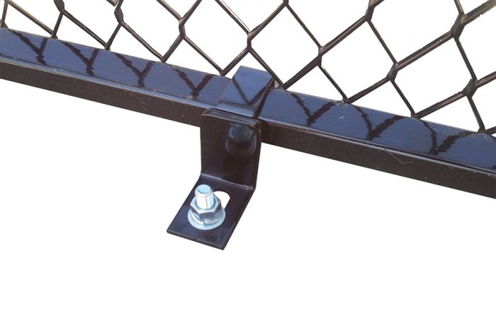 KENNEL CONCRETE SECURING BRACKET